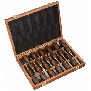 Best Wood Carving Set: How to Start With This Great Hobby